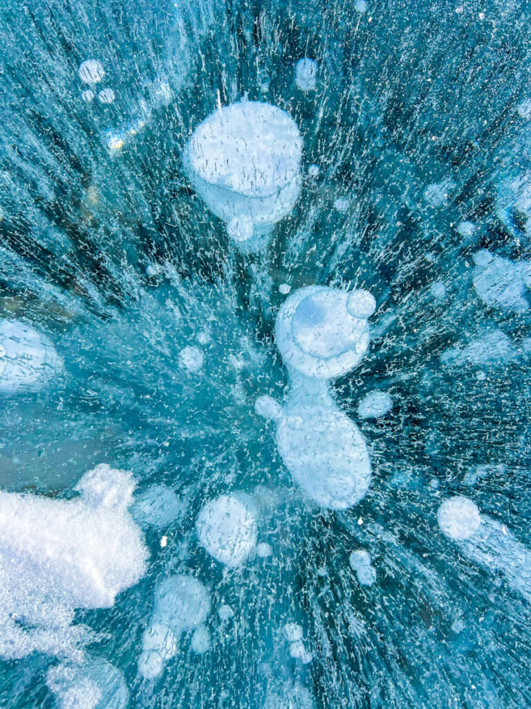 Abraham Lake Ice Bubbles Viewpoint: How To See The Frozen Bubbles Lake!